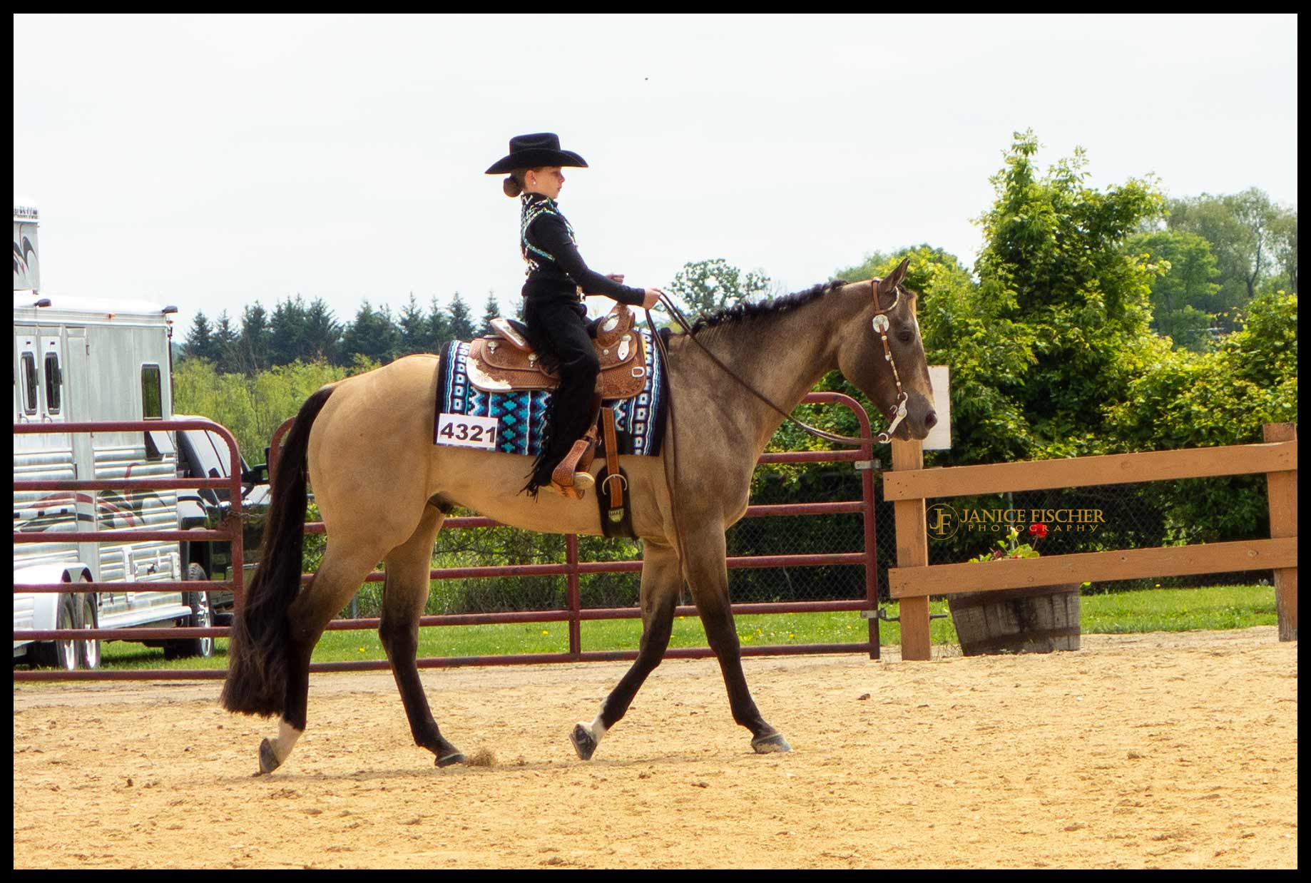 Ranch Riding Walworth County Fairgrounds - The Midwest Equestrian